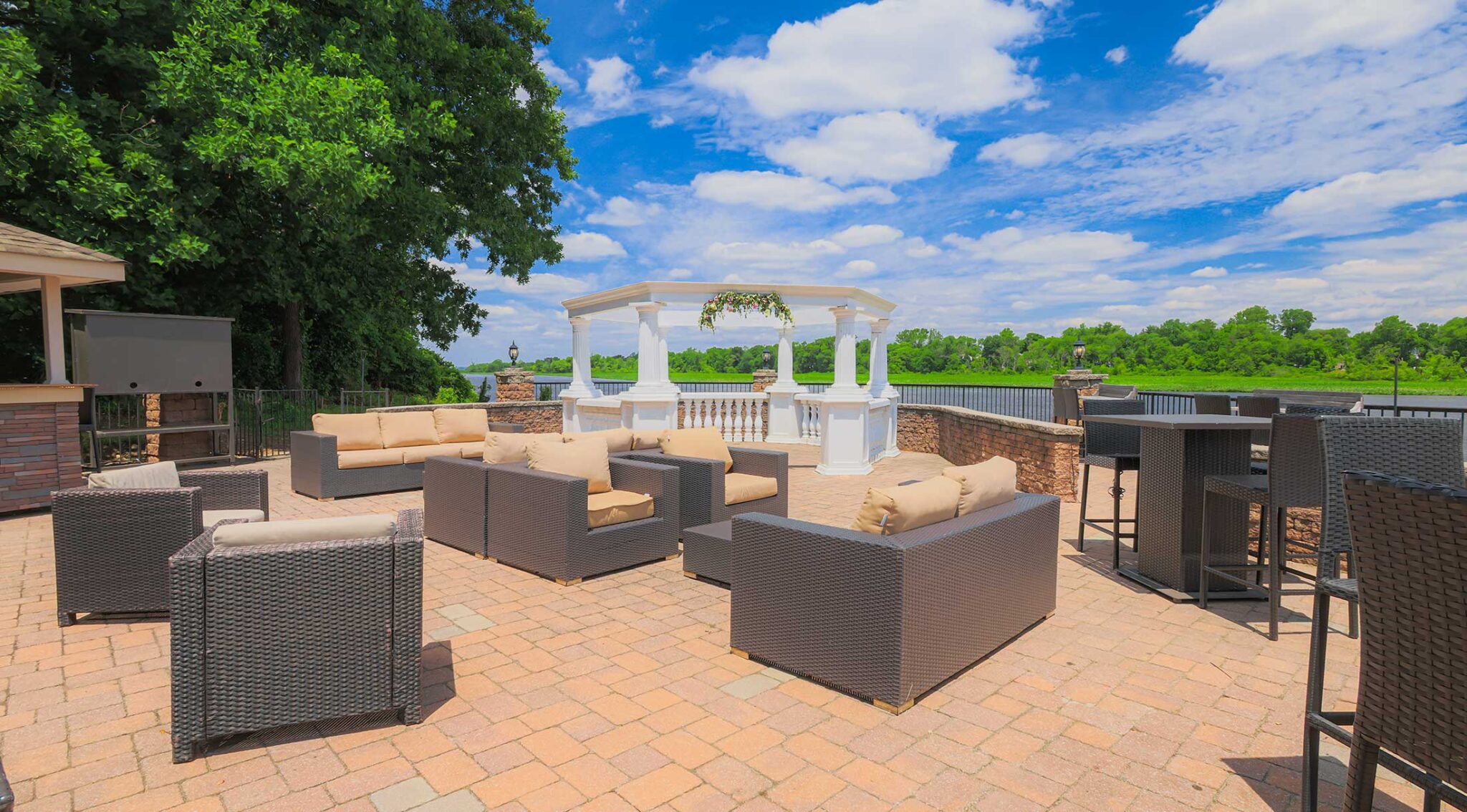 Gallery - Carlucci's Waterfront